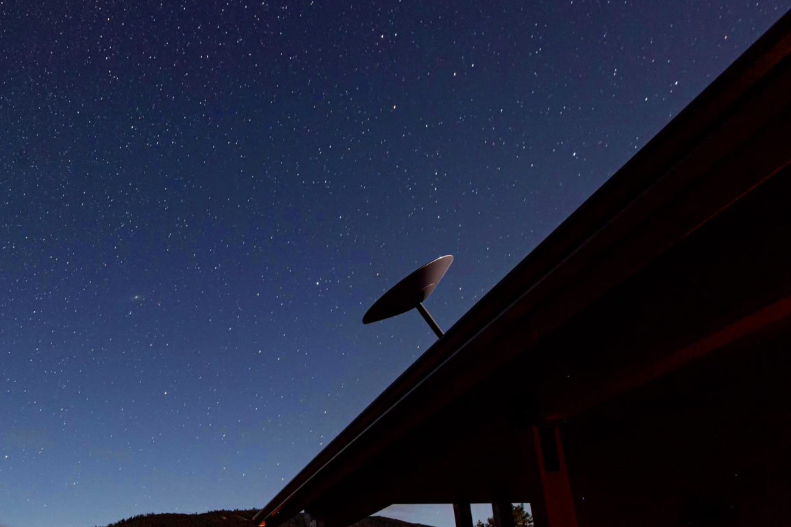 Starlink high-speed internet now available for RVs and wanderers ...