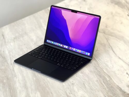 Apple M2 MacBook Air - beauty to behold (review)