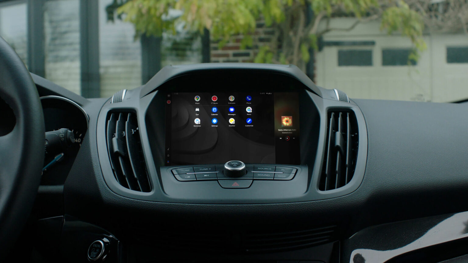 Motorola MA1 Wireless Car Adapter: a fiddly but helpful Android Auto ...