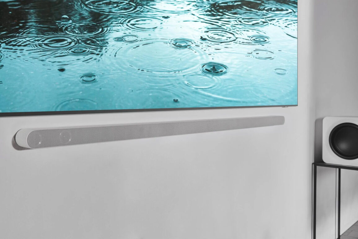Get style and substance with Samsung S-Series soundbar