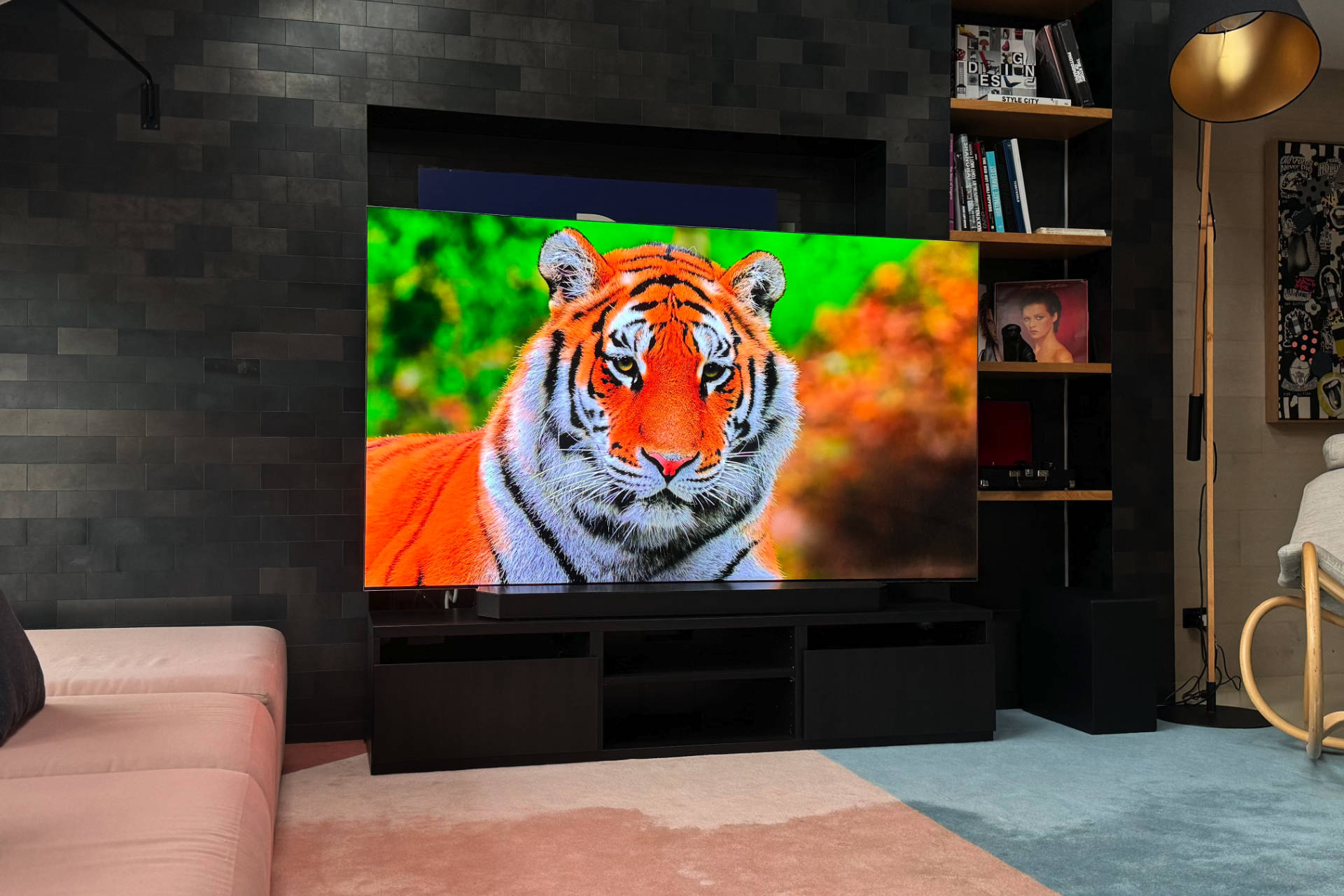Samsung QN900D Neo QLED 8K review: the TV of your dreams