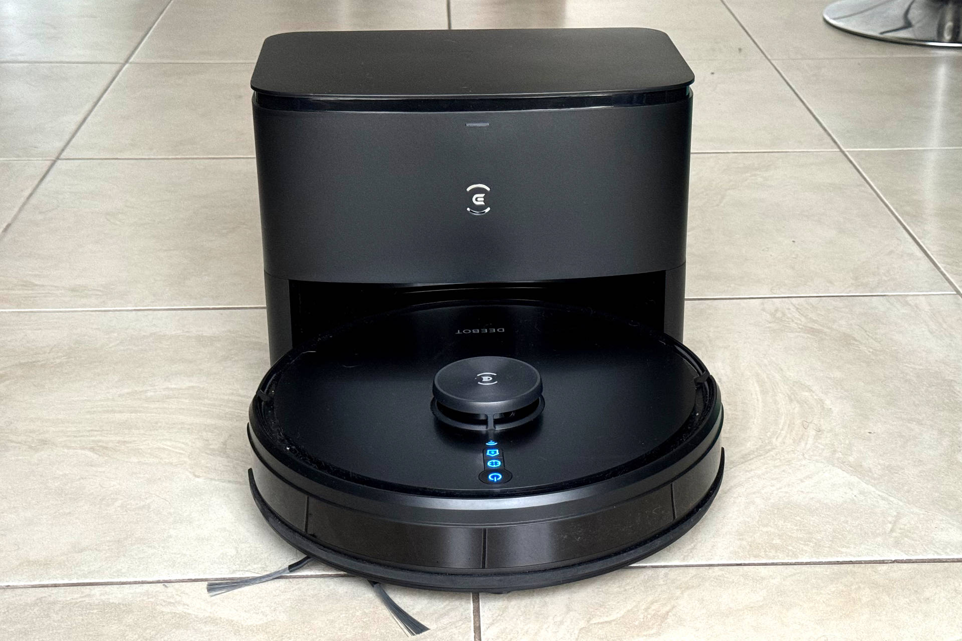 Ecovacs Deebot Neo 2.0 Plus review: even better than the original
